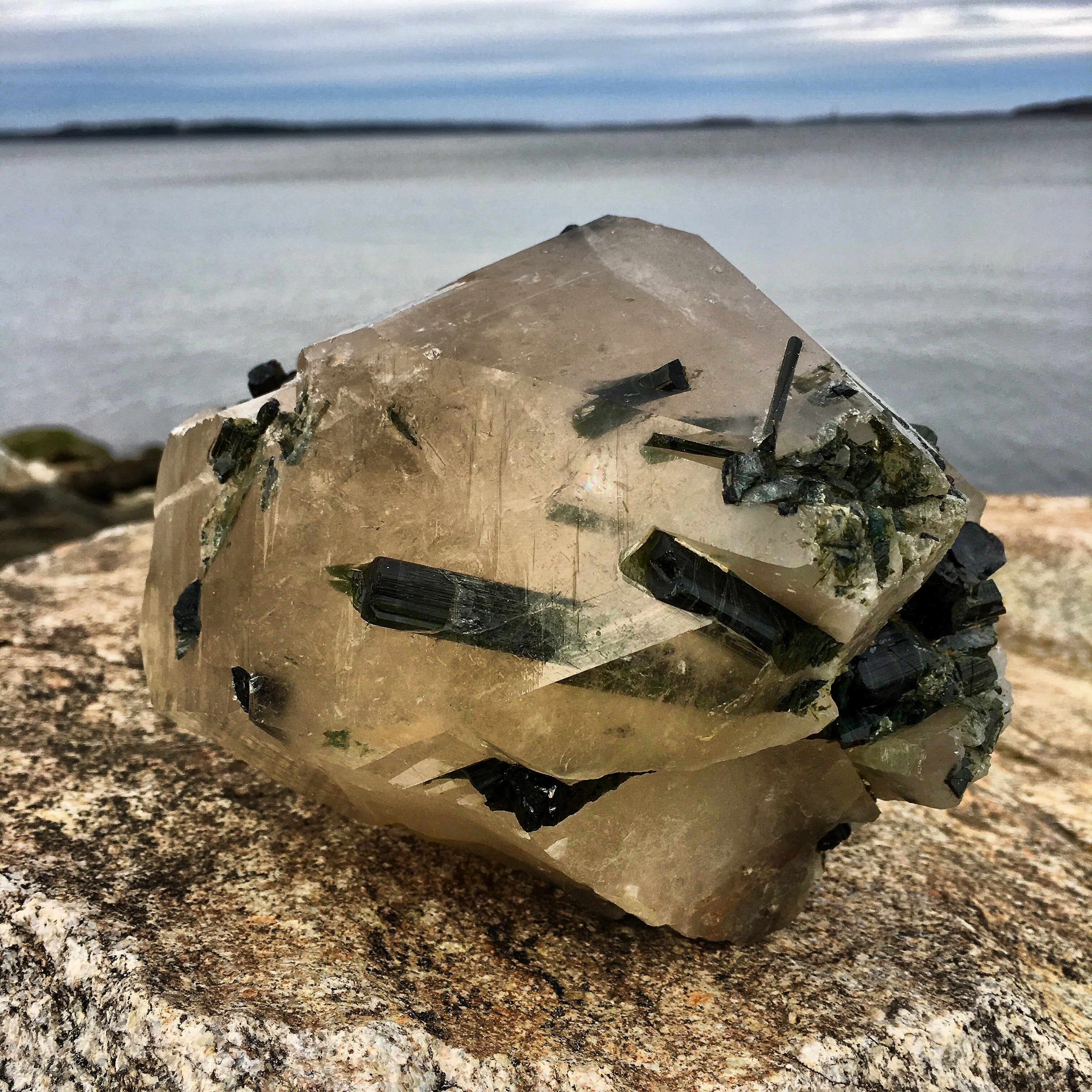 Discover Earth Crystals: Minerals Beneath the Surface – Lavish Earth